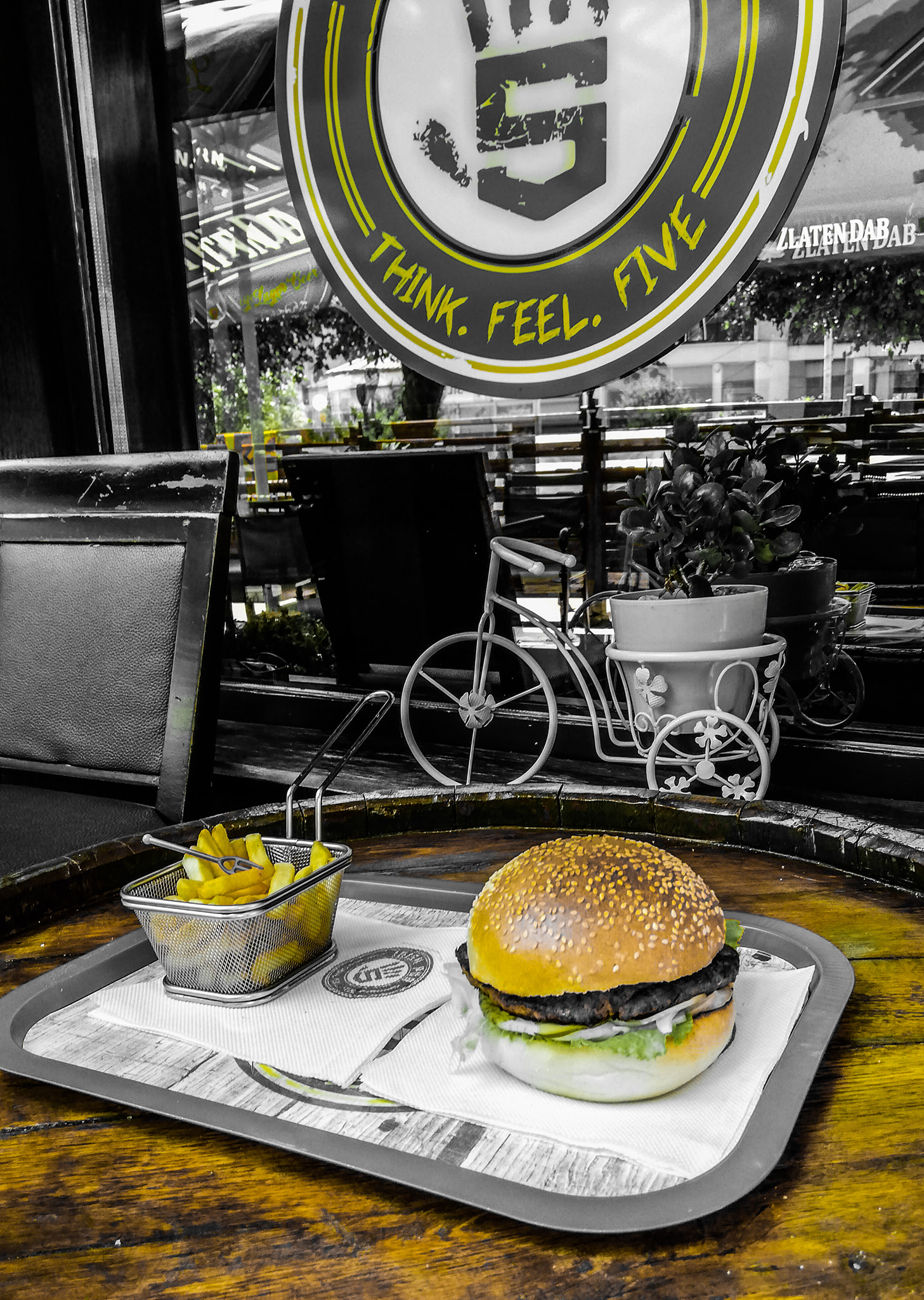 Irish Pub Five - Menus.mk